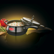 Premier Cucina Trendy Black Induction Bottom Handi Pressure Cooker 3L ...